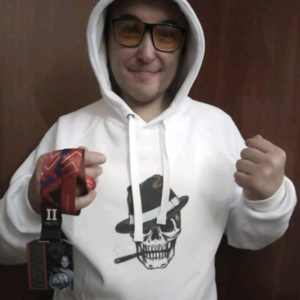 https://pic.rutubelist.ru/user/5d/f2/5df25fc51ed0394bd5dc5a2dd522fcc4.jpg
