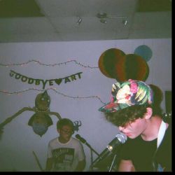 Иконка канала Qwertyx