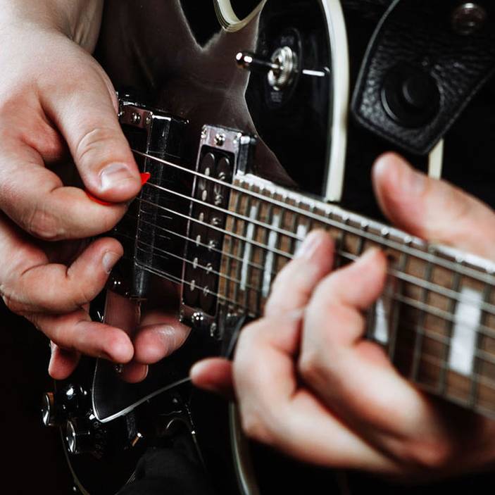 Иконка канала Школа гитары и сонграйтинга