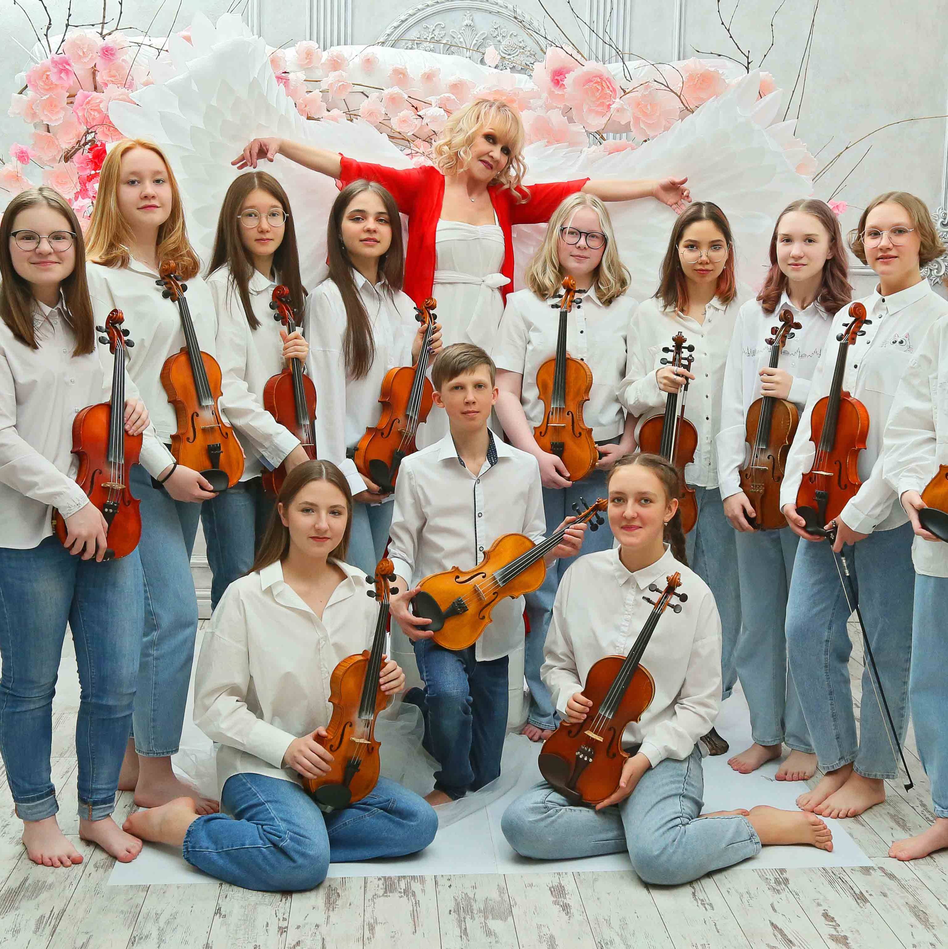 Иконка канала Образцовый ансамбль скрипачей "Вдохновение"