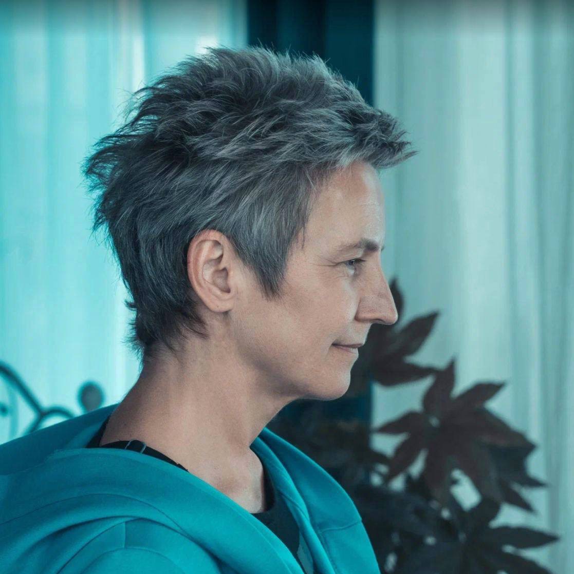 Иконка канала Сурганова и Оркестр. Светлана Сурганова