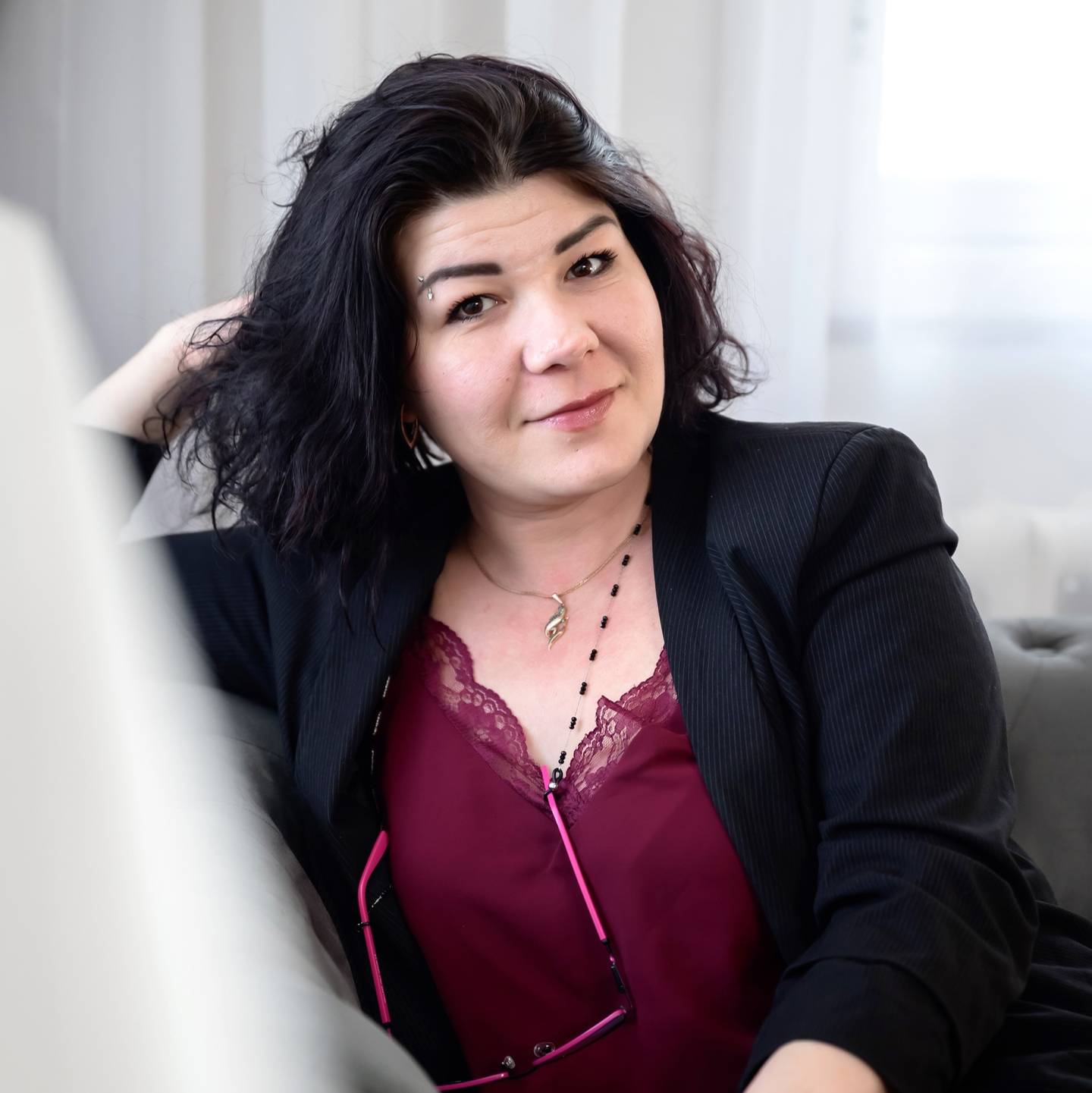 Иконка канала Юлия Зверева. Нетипичный маркетинг