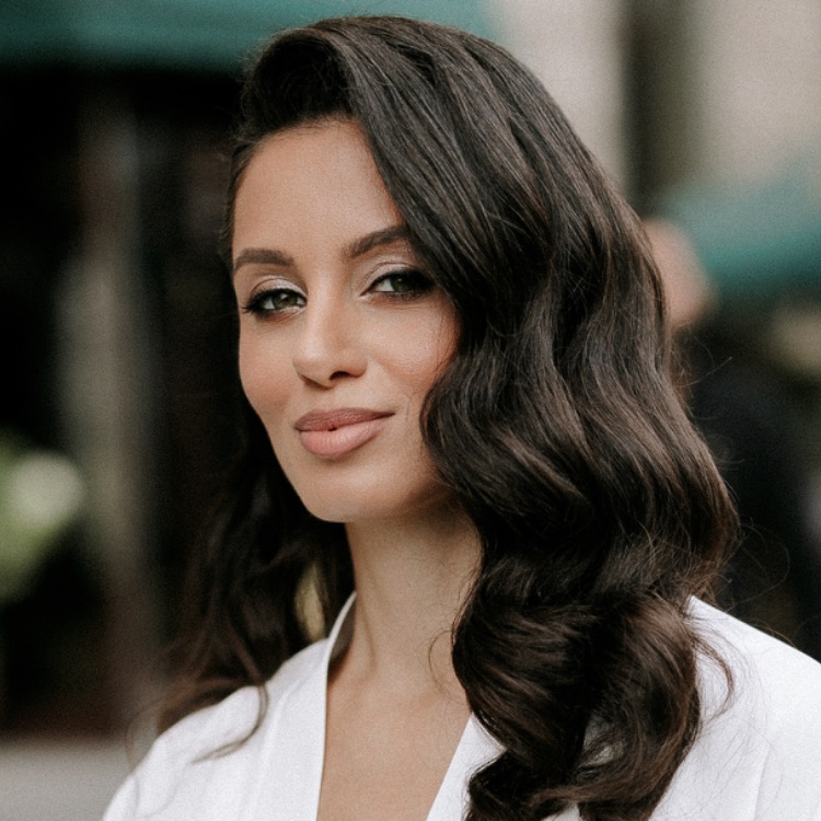 Иконка канала English.sona