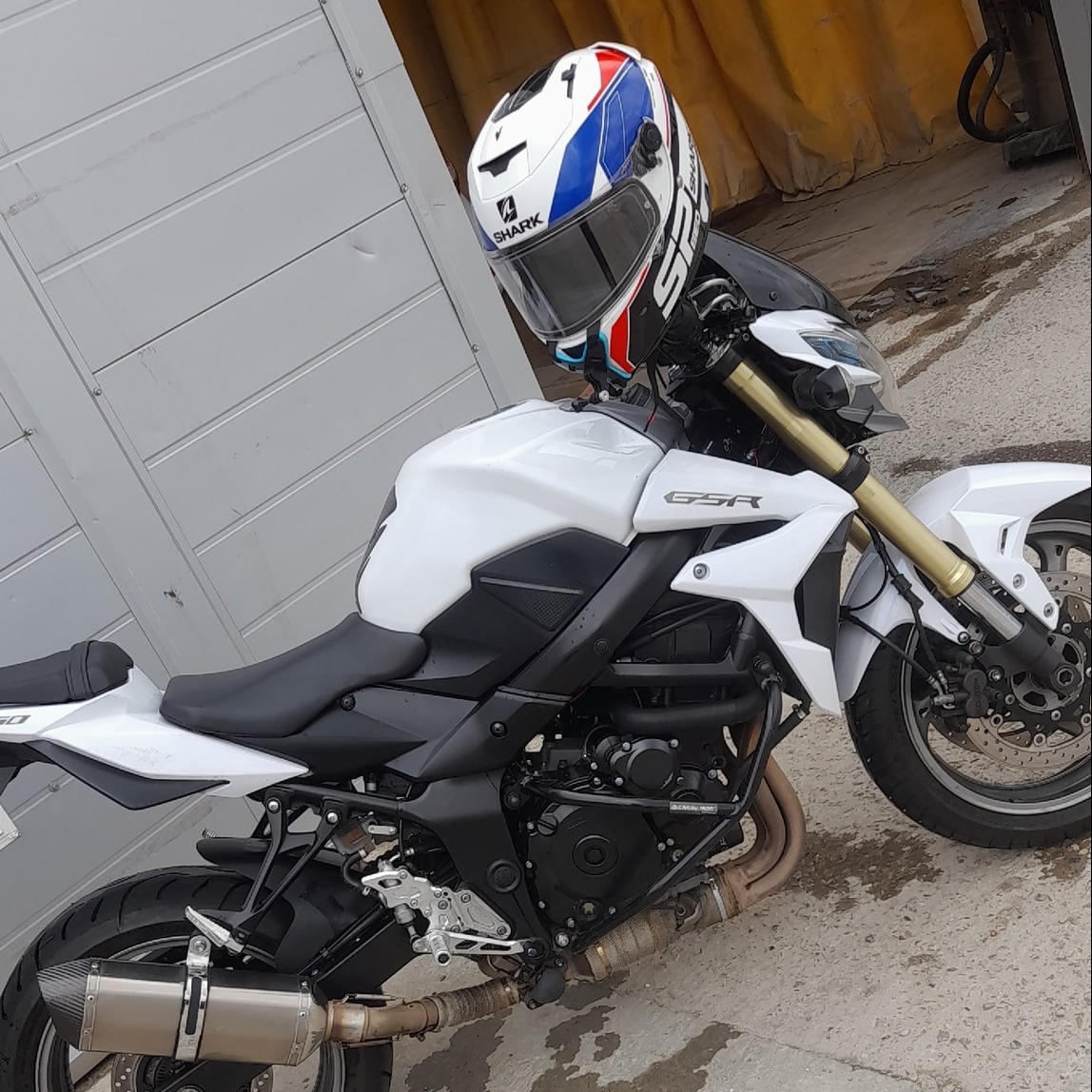 Иконка канала SUZUKI GSR 750 A