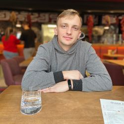 Иконка канала Олег Назаренко