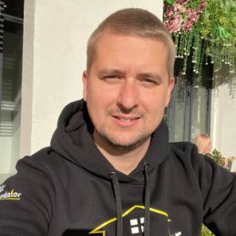 Иконка канала Subarendator он лайн школа