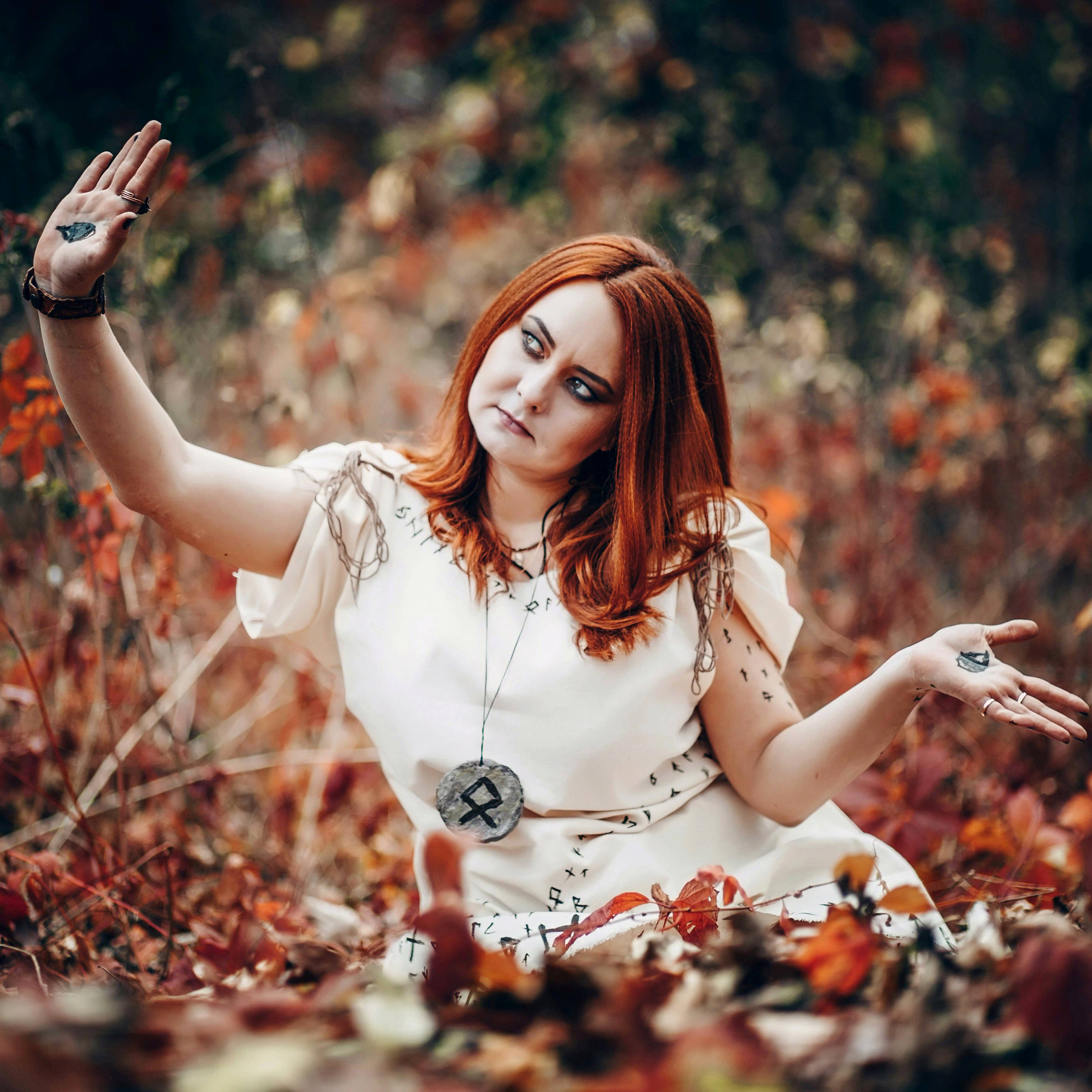 Иконка канала САЛАМАНДРА - магия свечей, рун и трав