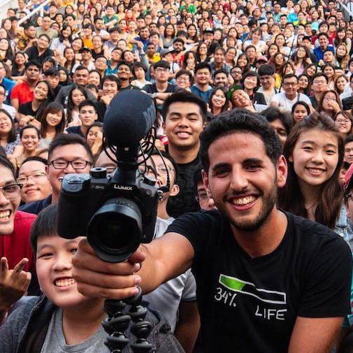 Иконка канала Nas Daily Russian