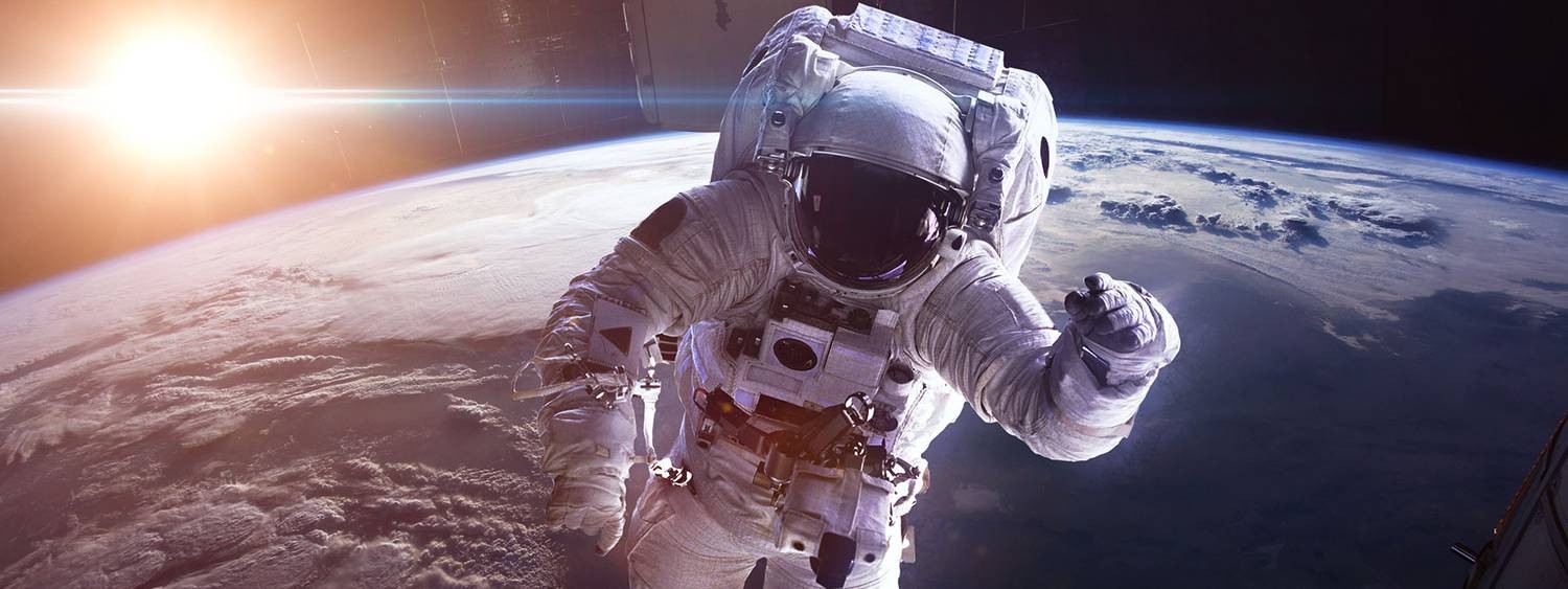 MECH ORIONA GALAKTIKA.