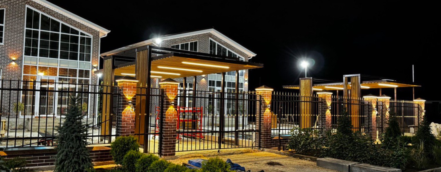 Mix-Stroy.ru Полимерные колпаки на забор