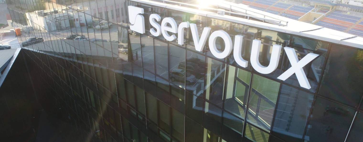 Servolux