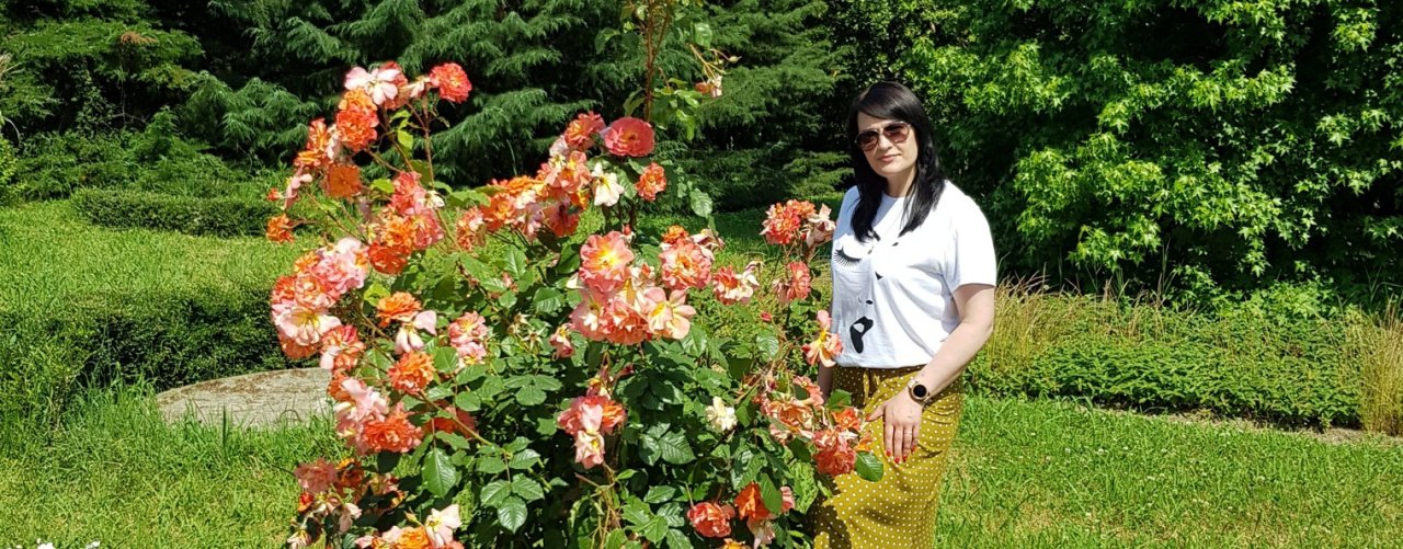 УСАДЬБА У РЕКИ