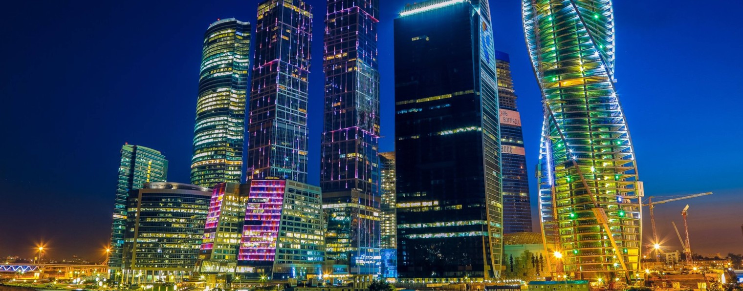 В движении Владимир Антипов