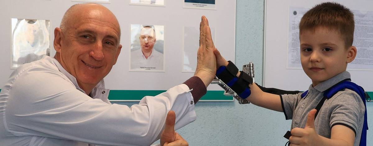 ЭКЗАР-34 - Экзоскелет Воробьева