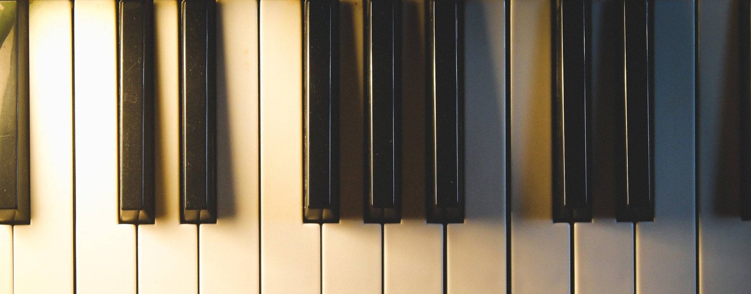 ПРИЮТ МЕЛОМАНА