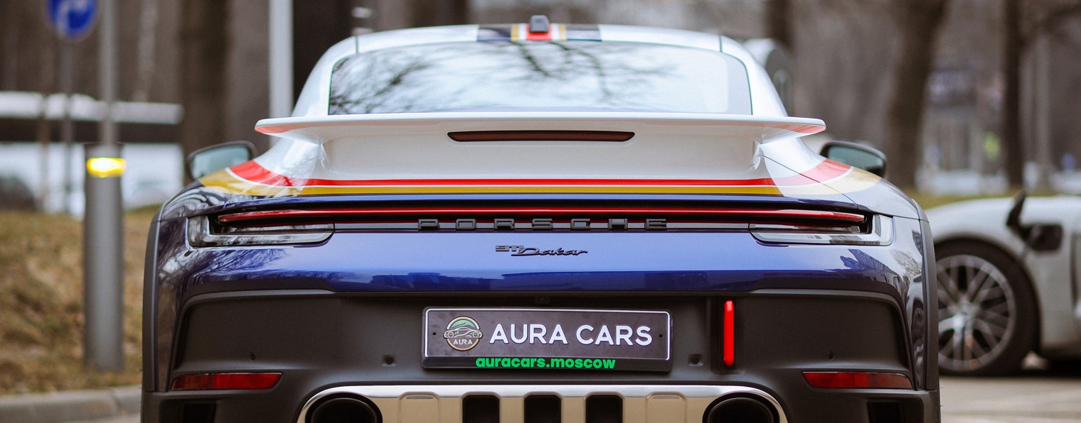 AURA CARS