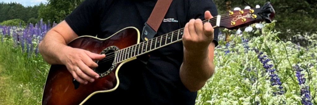 Макс Андреев