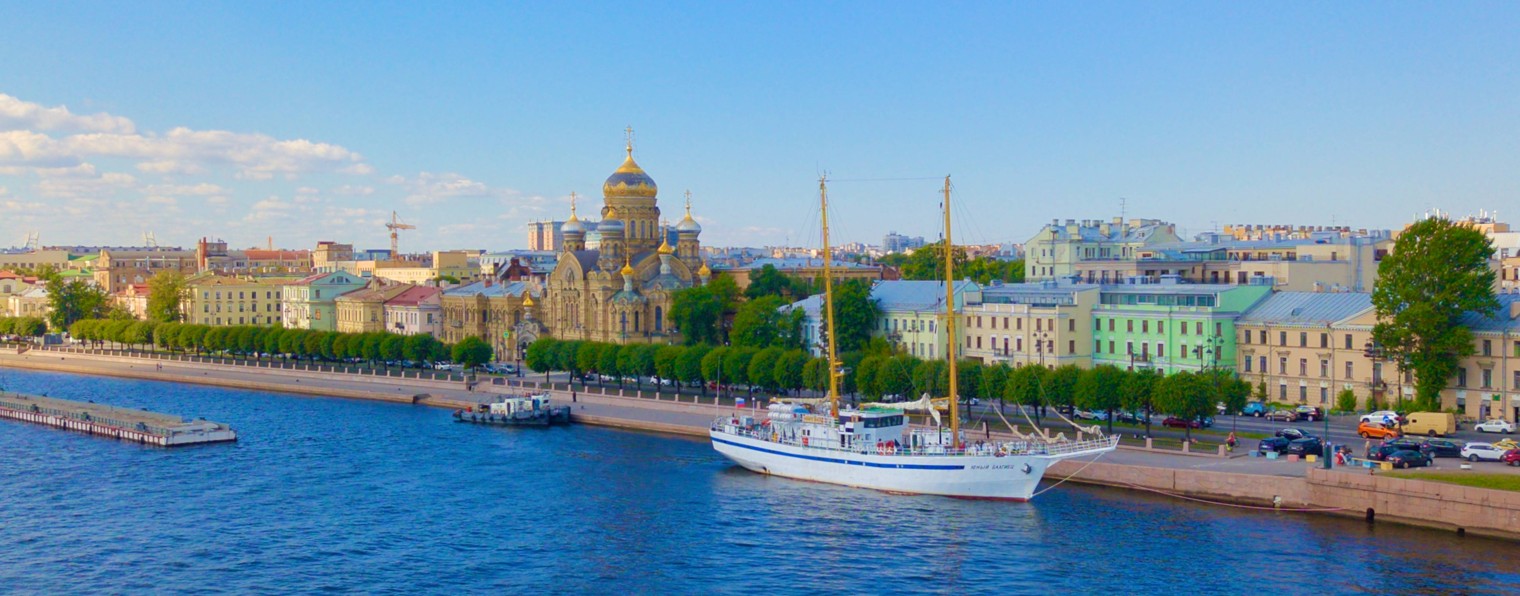 ОПТИНСКОЕ ПОДВОРЬЕ В САНКТ-ПЕТЕРБУРГЕ