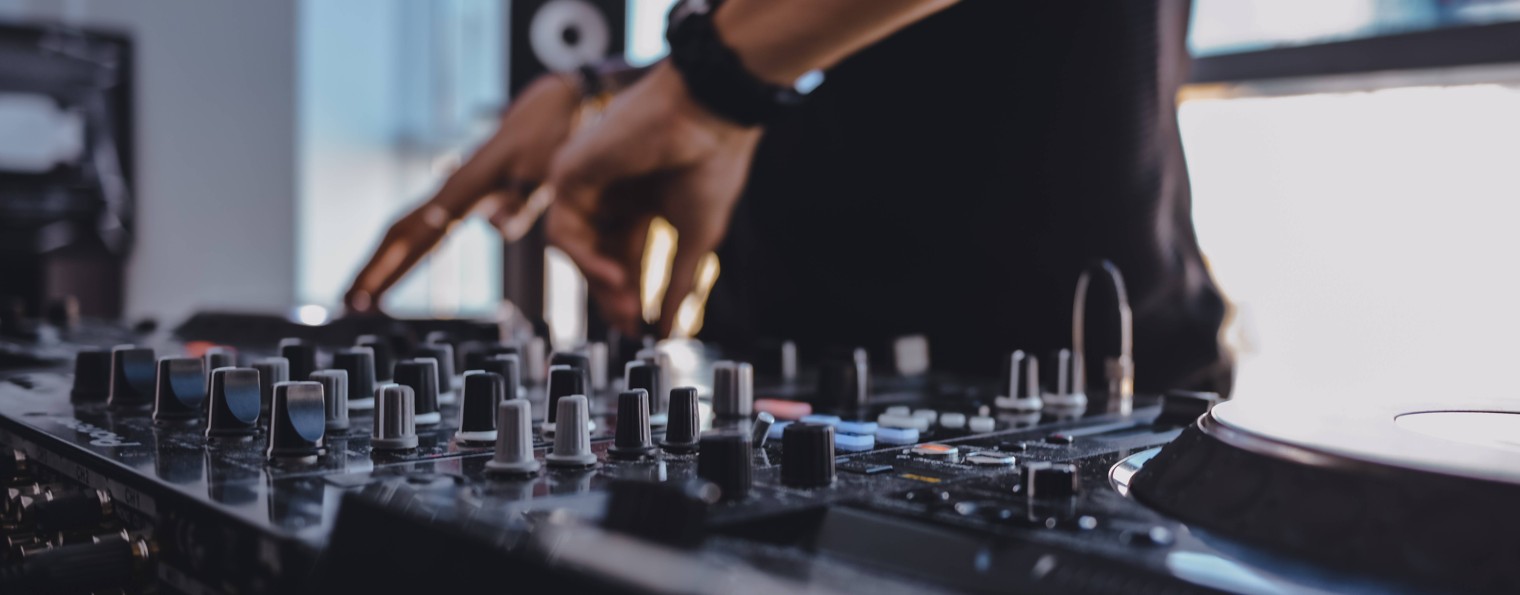 HolyGlory: Music from the soul