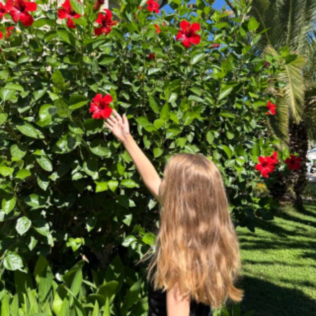 ꪶ🍂🧣𝐴𝑙ё𝑛𝑎 𝐸𝑠𝑡ℎ𝑒𝑡𝑖𝑐 𝑓𝑎𝑚𝑖𝑙𝑦... ❔🎃