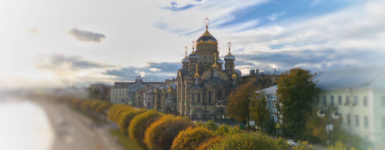 ОПТИНСКОЕ ПОДВОРЬЕ В САНКТ-ПЕТЕРБУРГЕ