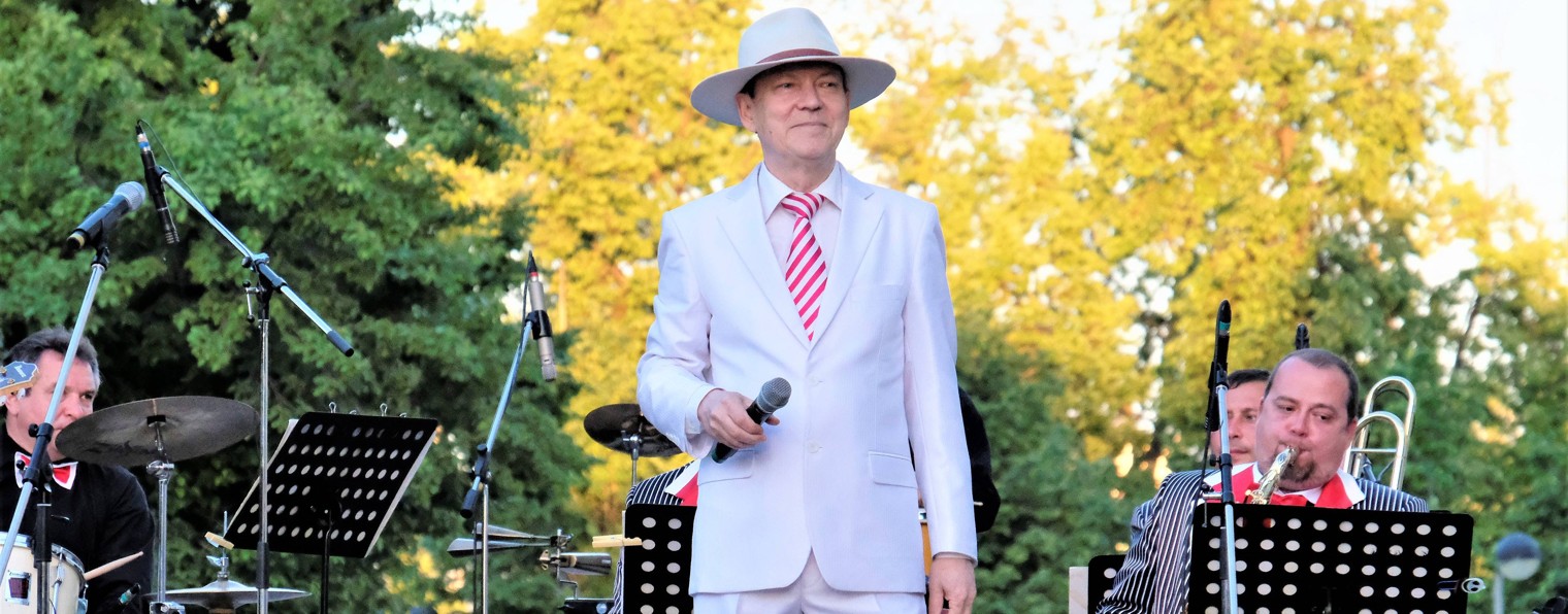 Асаф Валиев