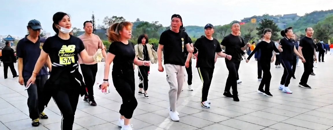 Александр Кузьменок