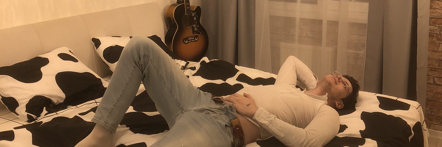 Привет музыкантам :)