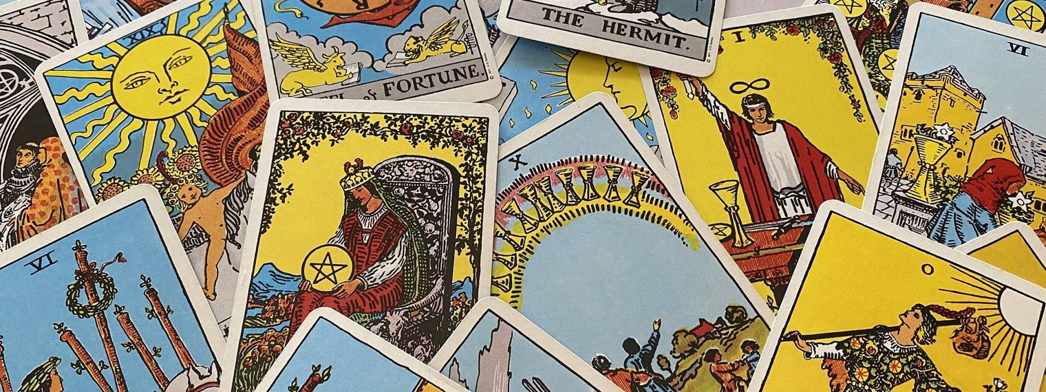 АксанаРута Таро