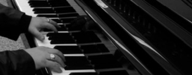 Заслуженный артист РФ Филипп Кольцов