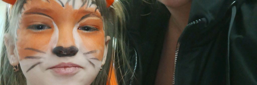 Актрис-ка-кис-ка