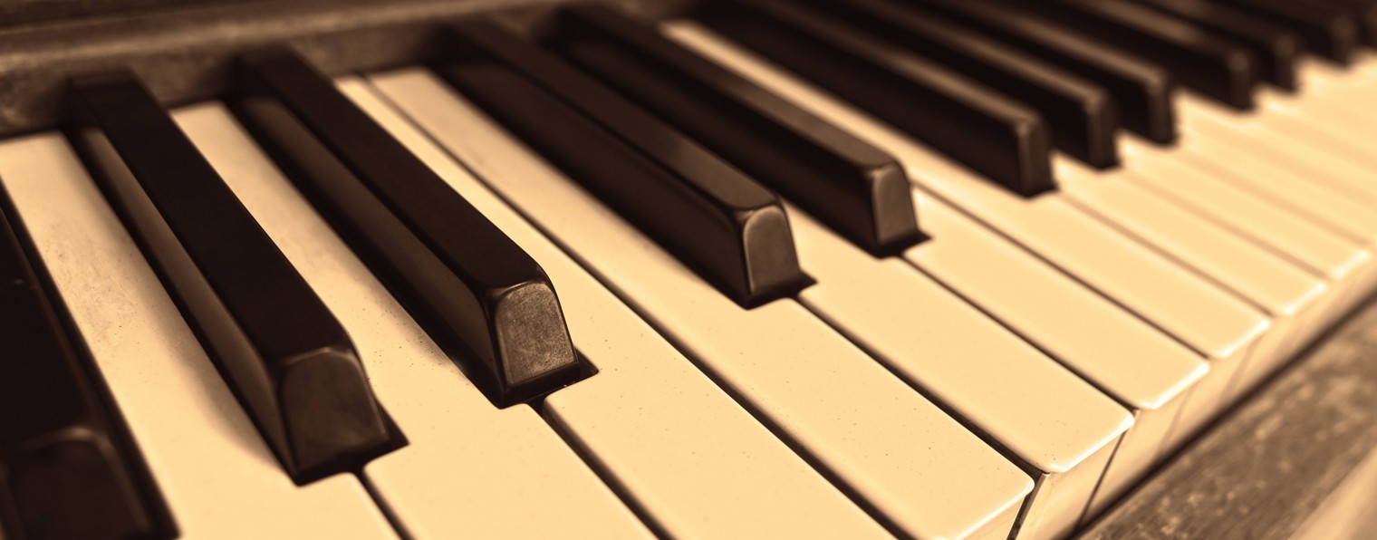 Константин Золотов