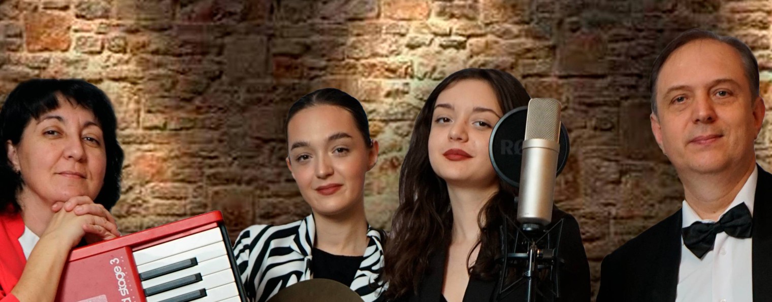 FAMILY BAND