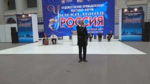 Поёт певец Сергея Косточко