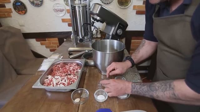 -Полная технология работы со стартовыми культурами, при приготовлении сыровяла  Сравнение