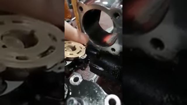 ПО "ЭкспоТех". Проведение дефектовки гидромотора хода Danfoss
