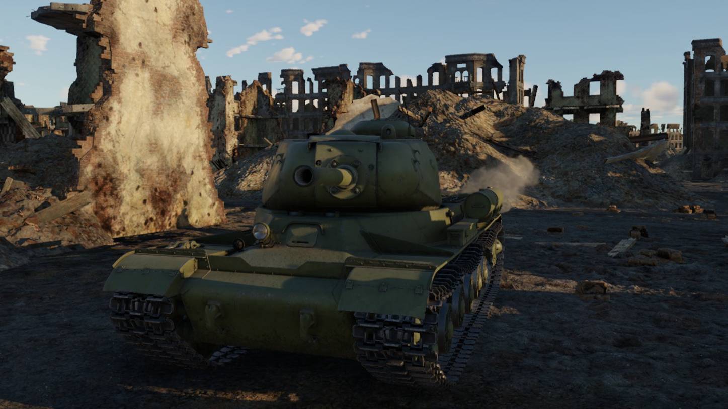 Играю в танковые реалистичные бои War Thunder
