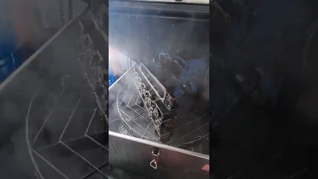 Отмыли от грязи Блок ЯМЗ 534 и головку блока CUMMINS 6ISBe