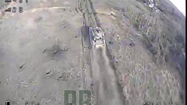 💥 Удар двумя FPV-дронами по танку M1A1 SA Abrams с комплектом динамической защиты ARAT на ...