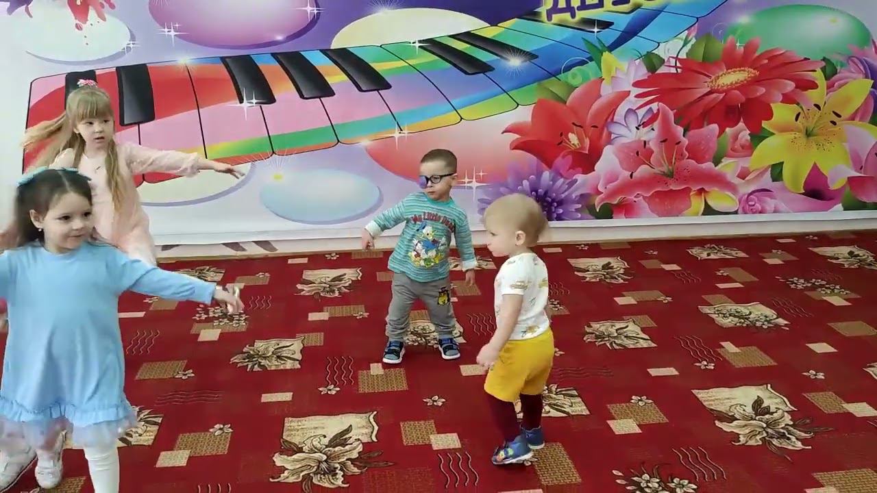 Поздравление с 8 марта