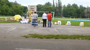Воронеж Выставка 2 06 13 Суки юниорки и кобель промежуток