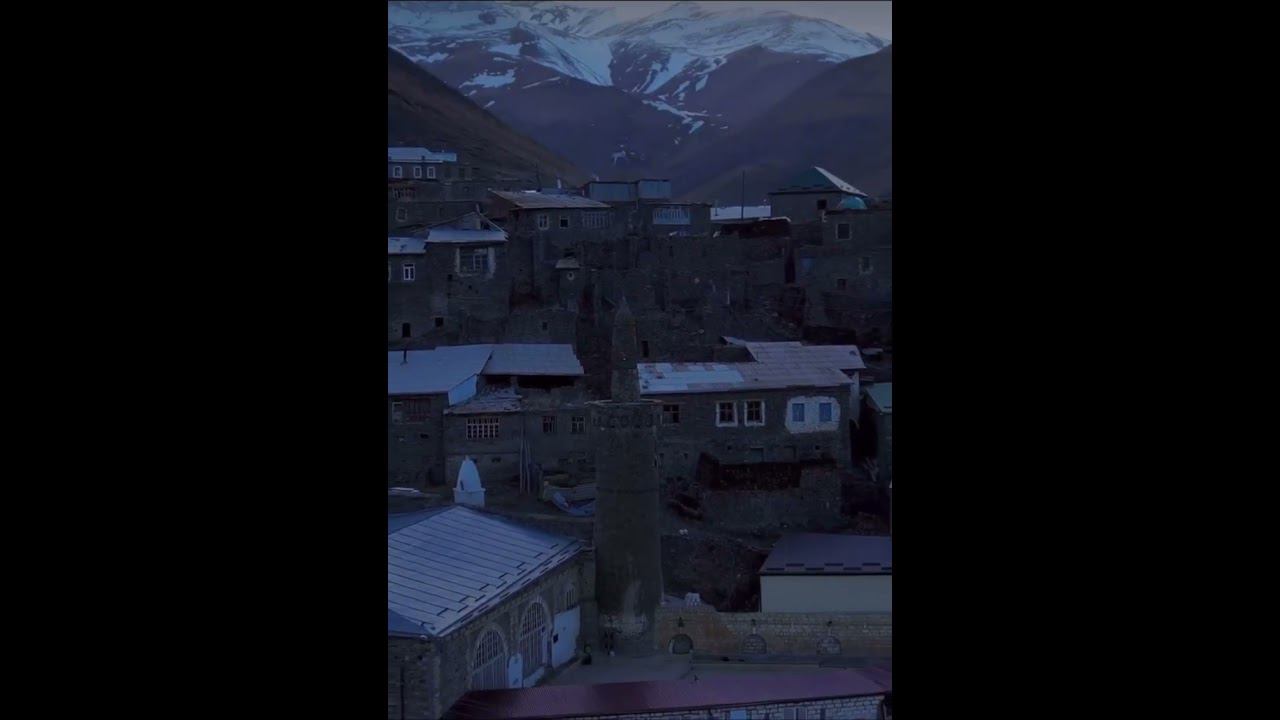 Для чего так окна красили?