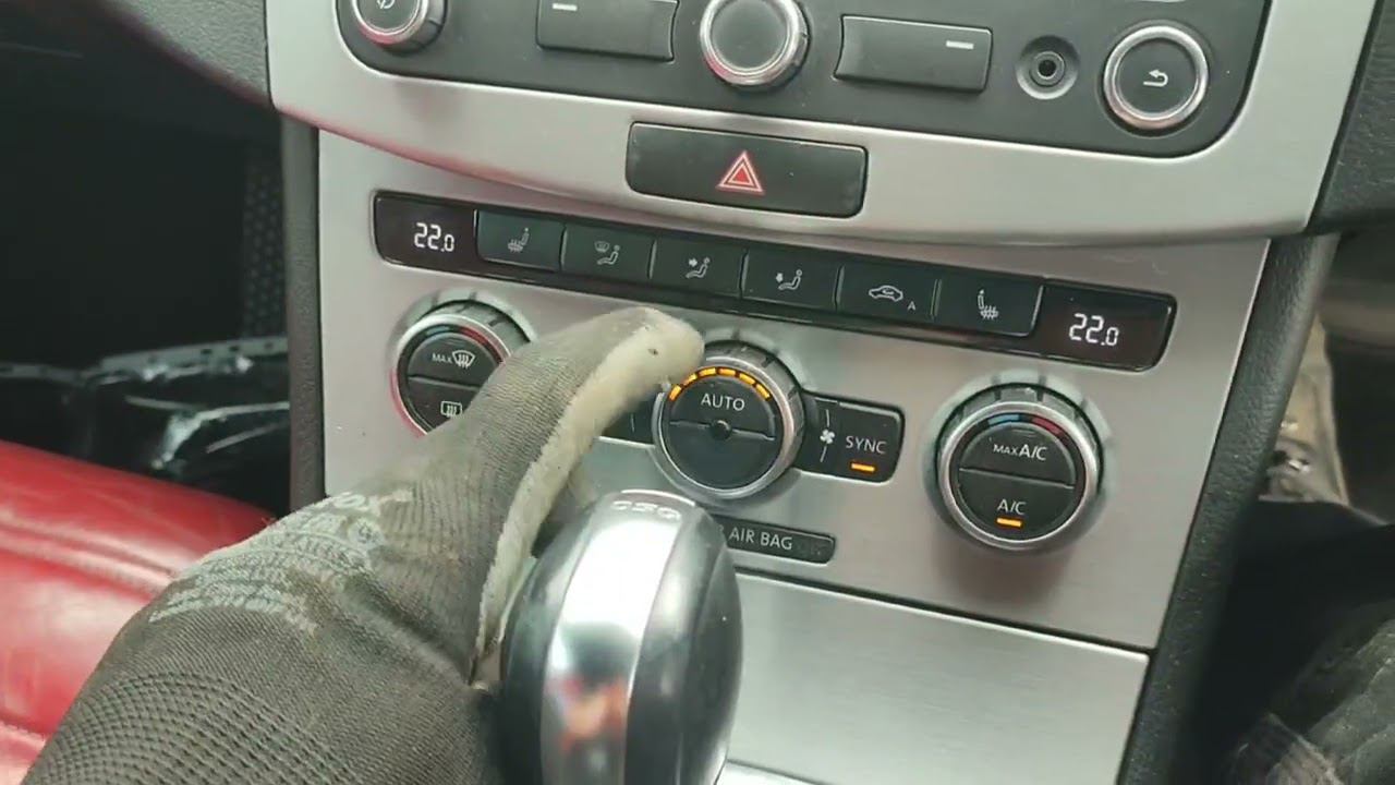 Passat CC 2014год 2.0 TDI WVWZZZ3CZEE526071 проверка магнитолы и КПП.