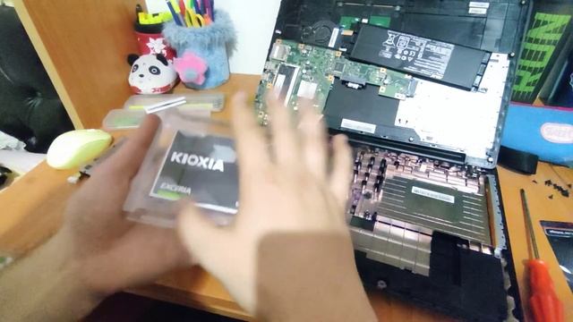 ASUS X553S MODEL LAPTOP SSD VE RAM MONTAJI | DETAYLI ANLATIM – смотреть ...