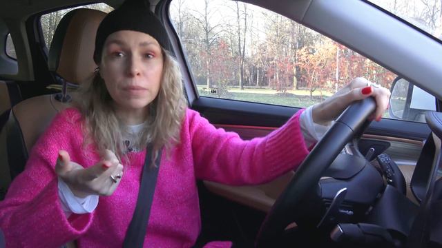 Каршеринг с очаровательной Юлией Ивановой