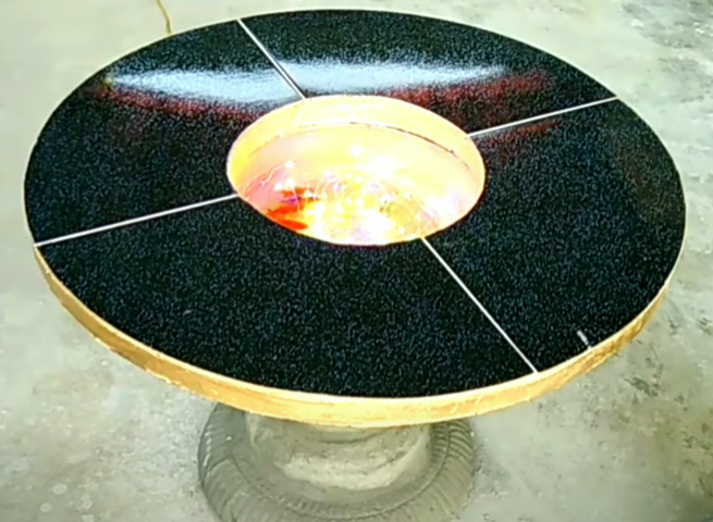 Садовый журнальный столик из цемента сочетает в себе отличный аквариум