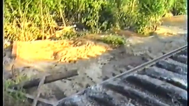 потерял дом.