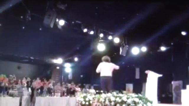 Аркадий Шаров. Косвенный путь убеждения.