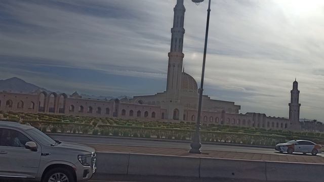 Уезжаем из Маската!Из окна автобуса на город и страну!Нам понравился Оман!