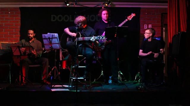 группа mir.t _Осенняя лирика_Акустический концерт в Doolin House club.mp4